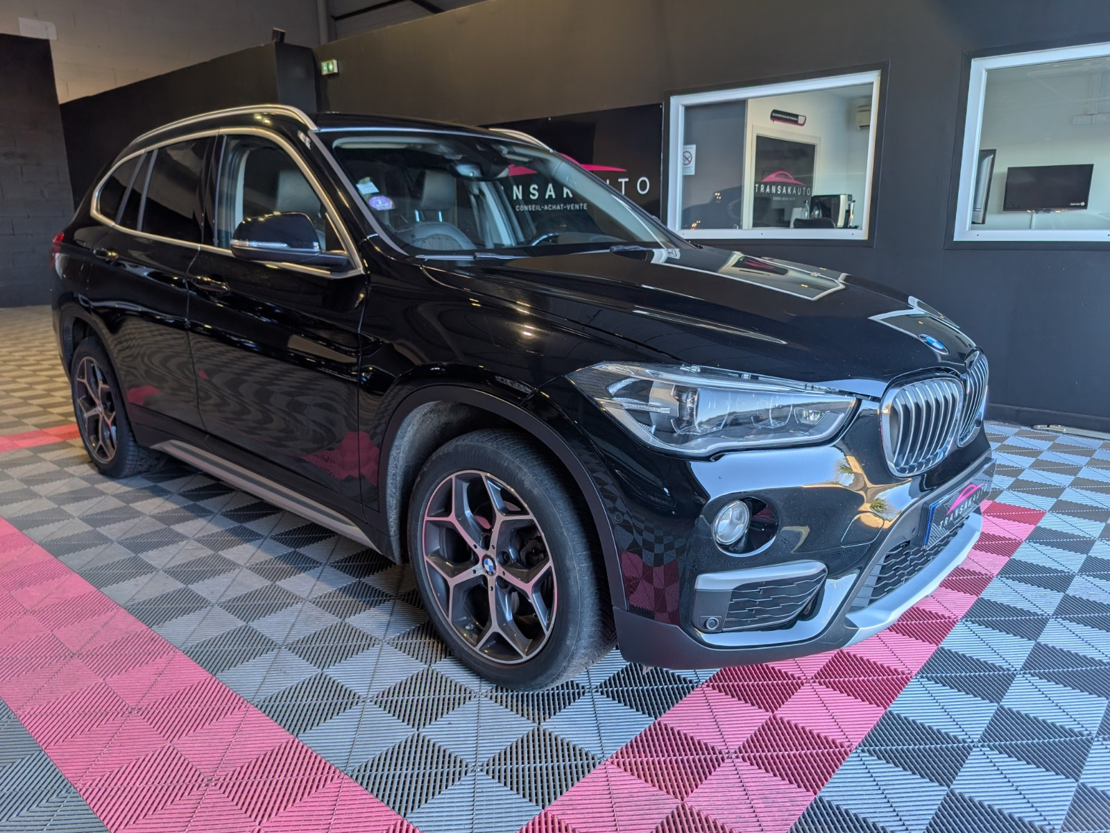 BMW X1 F48 LCI sDrive 18i 140 ch DKG7 xLine