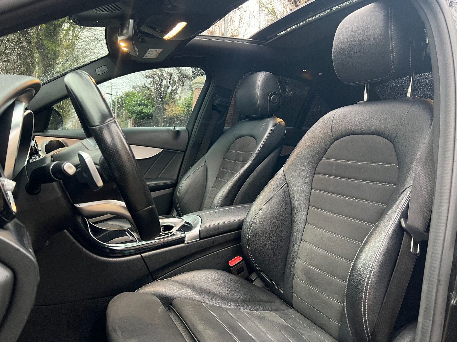 MERCEDES CLASSE C 220 d 2.0 194 CV 9G-Tronic AMG Line Toit Ouvrant Panramique